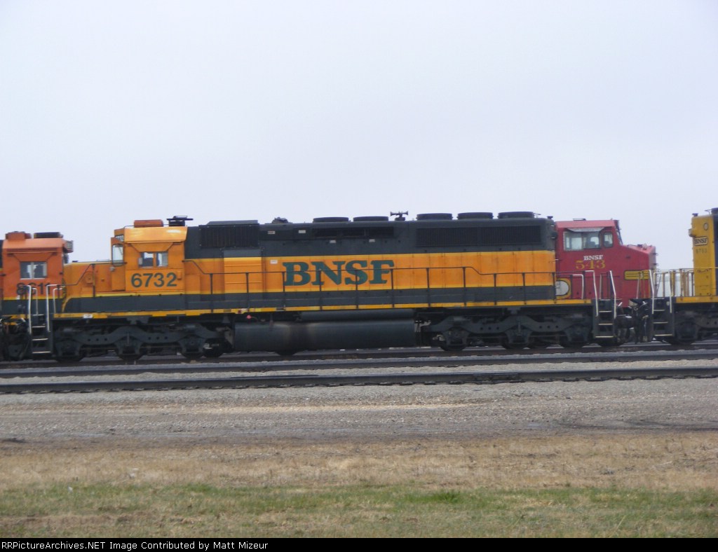 BNSF 6732